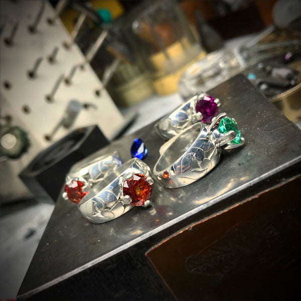 Size 7 - Mint Sapphire Ring | AVA Goldworks